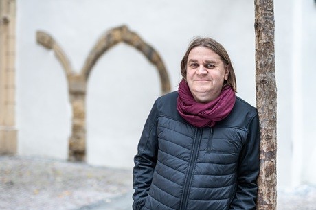 Anatomie města. Jak se formovala lidská sídla ve středověku? (video ...