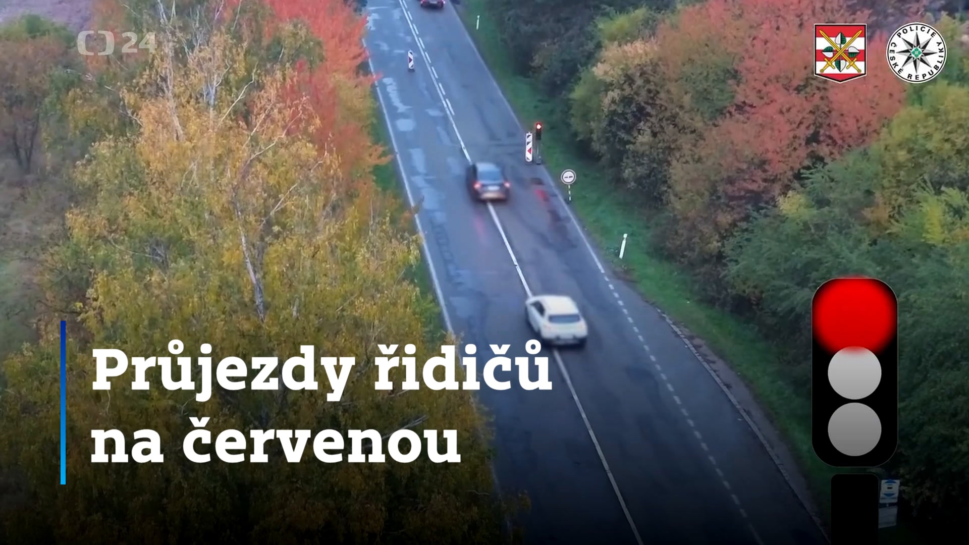 Ne jedno, dvě, ale hned pět aut projelo na červenou na silnici u ...