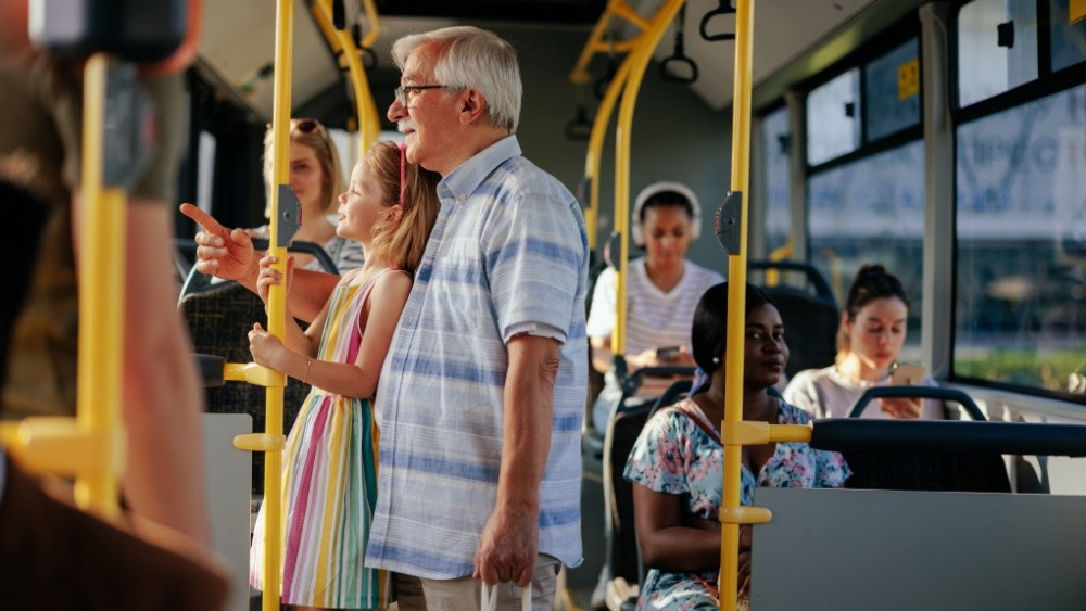 51% of people didn’t use public transport in 2024 | Kurzy.cz