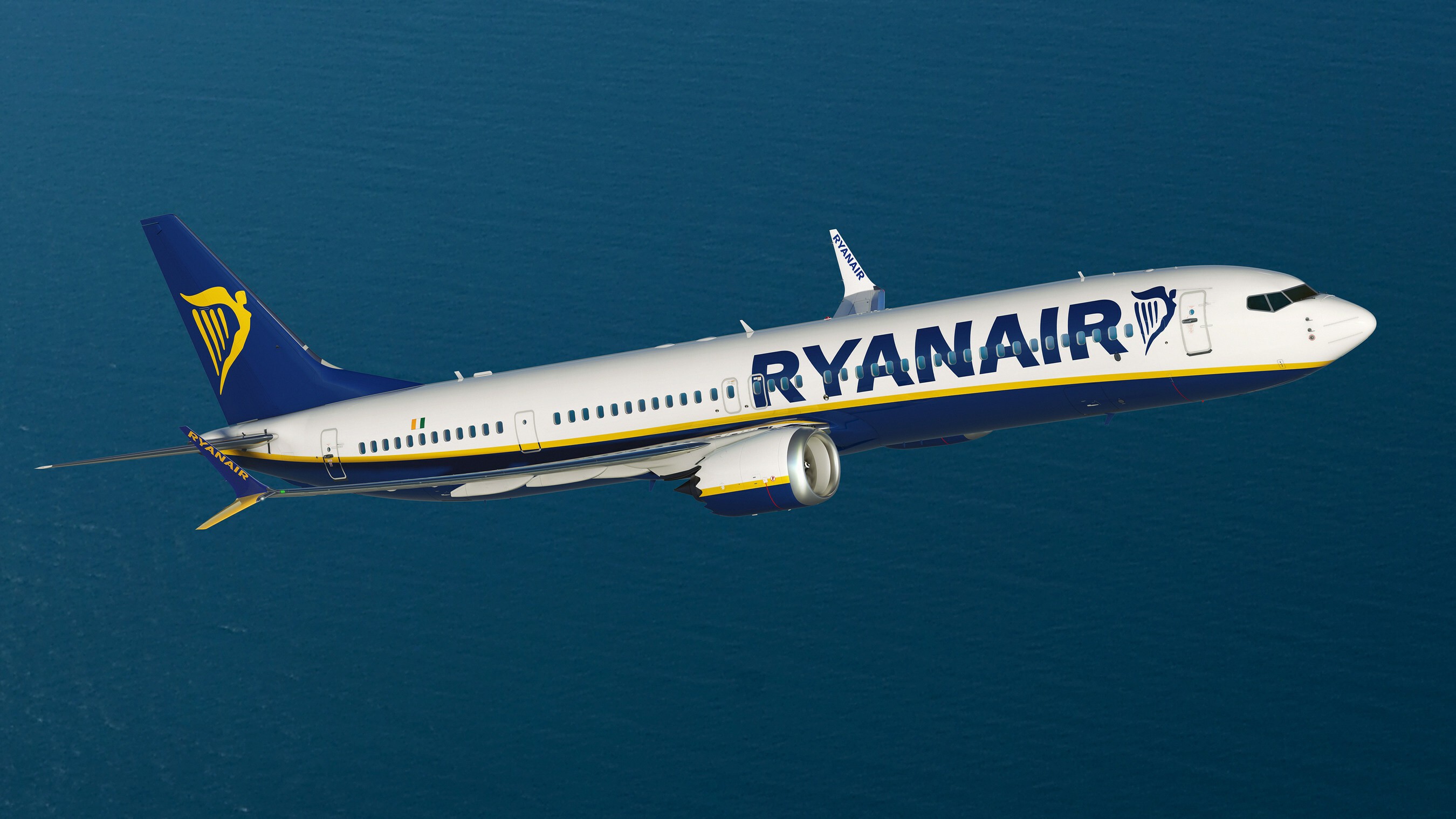 Ryanair čelí vyšetřování kvůli poplatkům | Kurzy.cz
