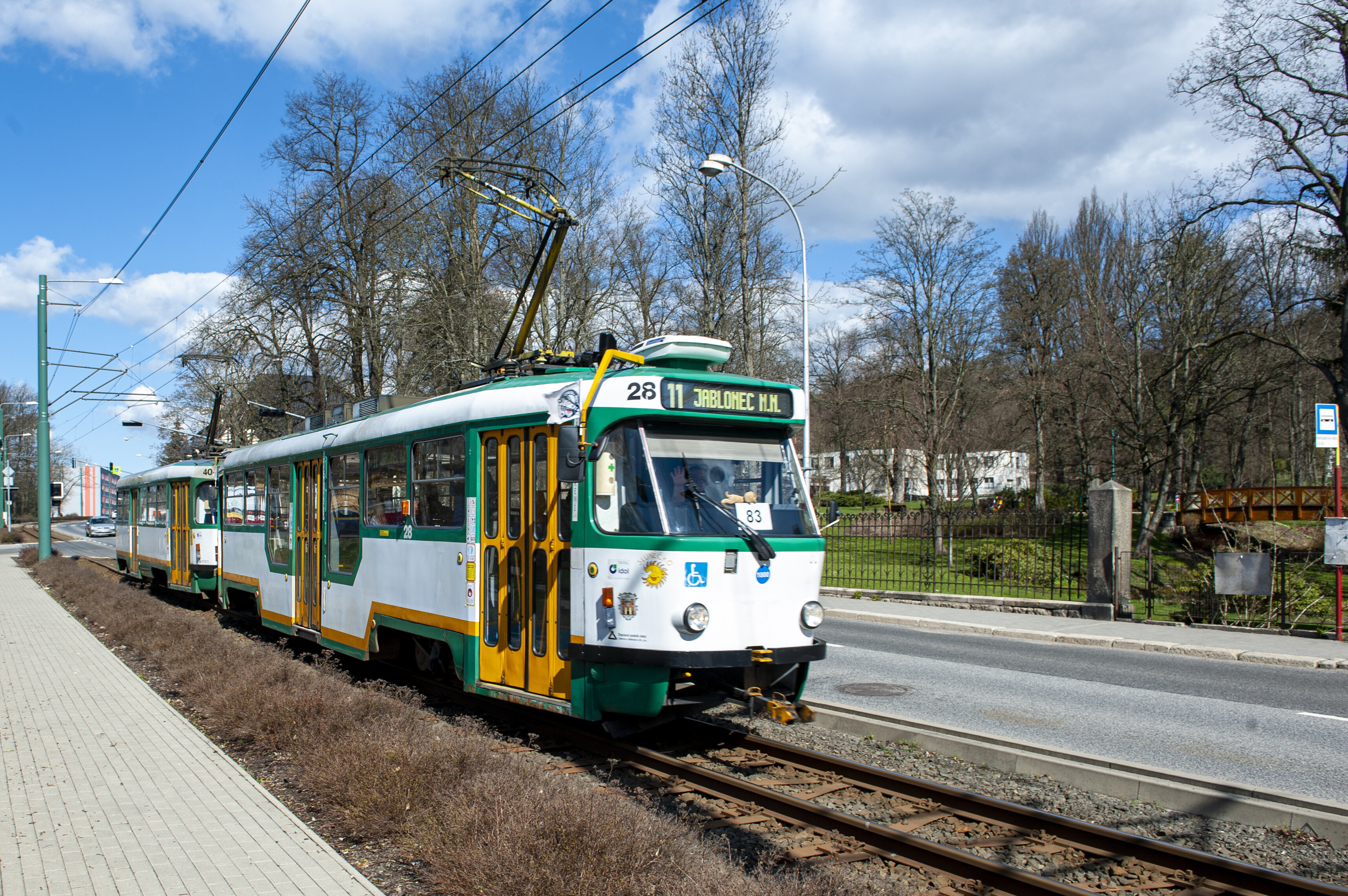 Liberecký kraj zajistí i v roce 2026 financování tramvají a autobusů ...