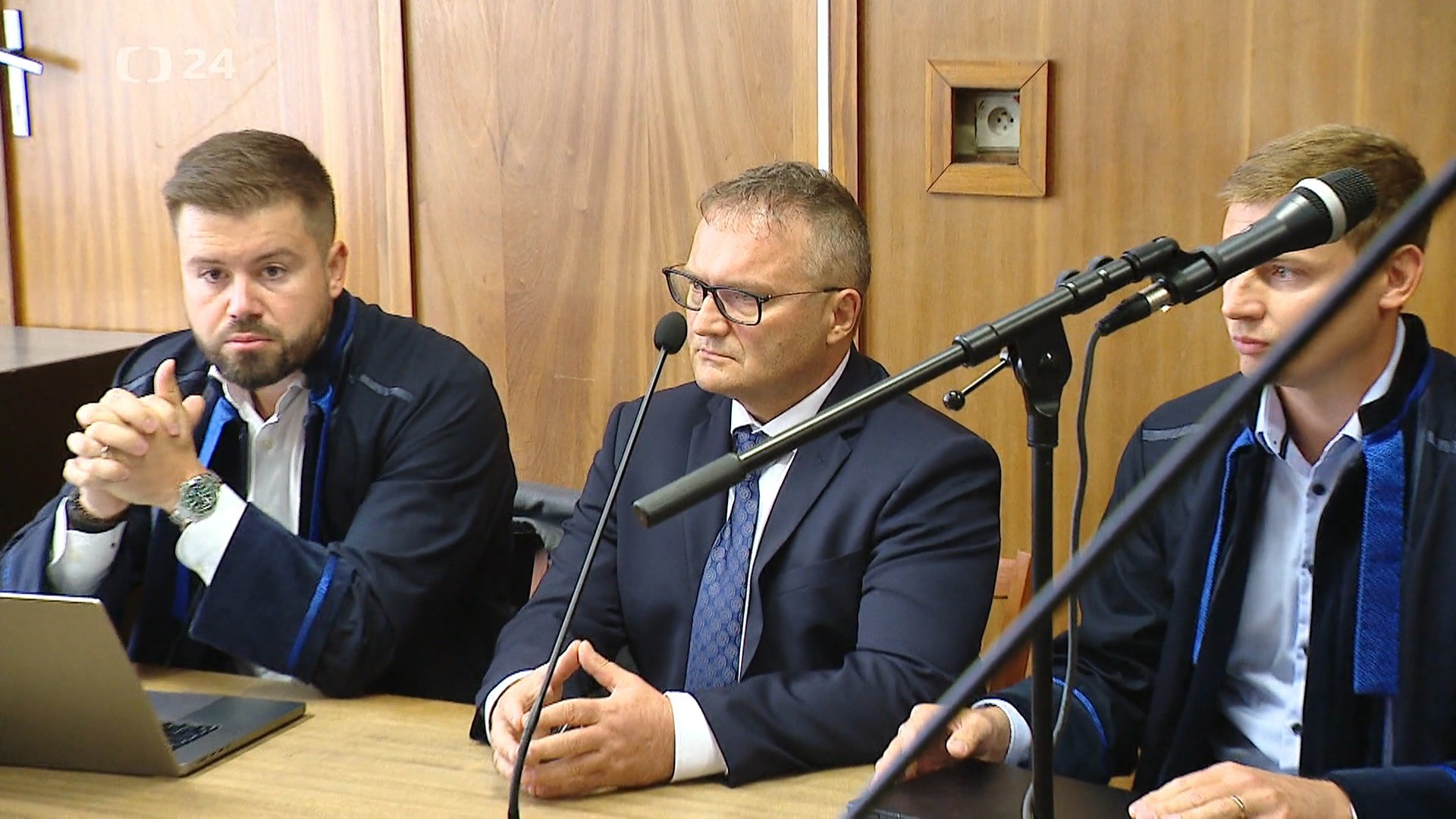 Kauza Autostráda před okresním soudem. Další čtyři tresty v kauze ...