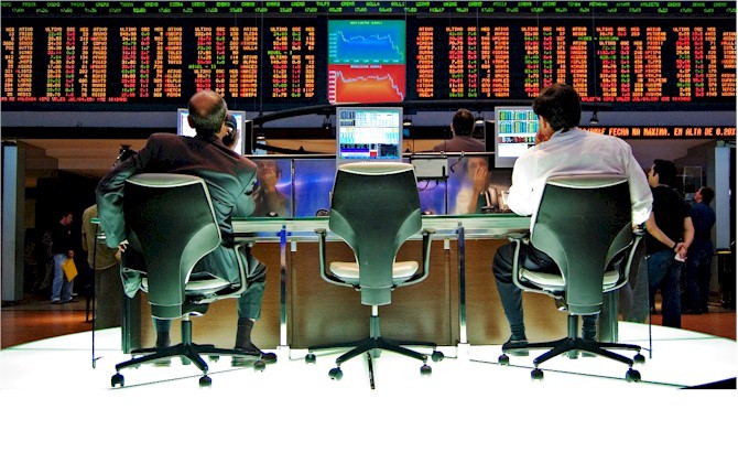 Akcie KB táhly pražskou burzu výše | Kurzy.cz