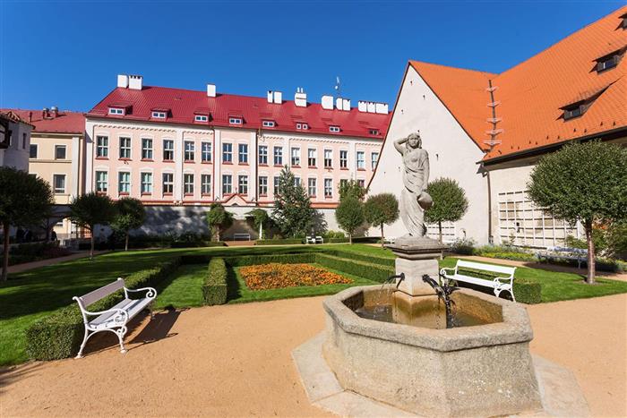 Přehled příspěvkových organizací města Chebu | Kurzy.cz
